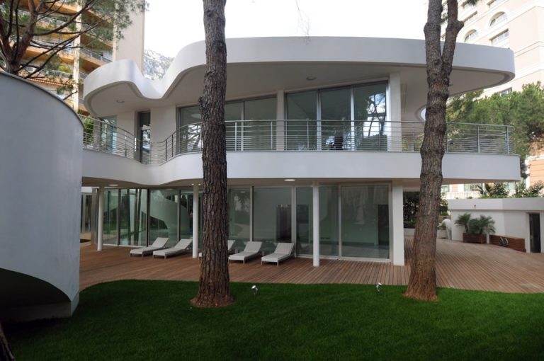 Honoria Palace, Simona Tower, Troglodyte Villa... Jean-Pierre Lott ...