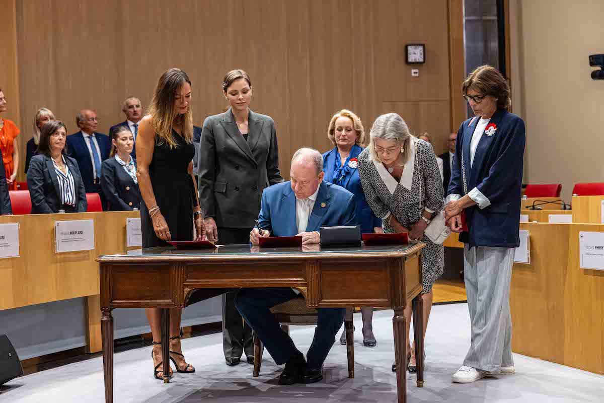 The Princely Family and the National Council pay tribute to Prince ...