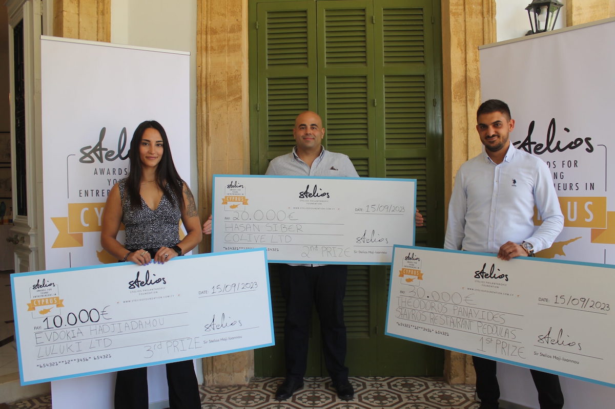 Sir Stelios Haji-Ioannou rewards three young Cypriot entrepreneurs