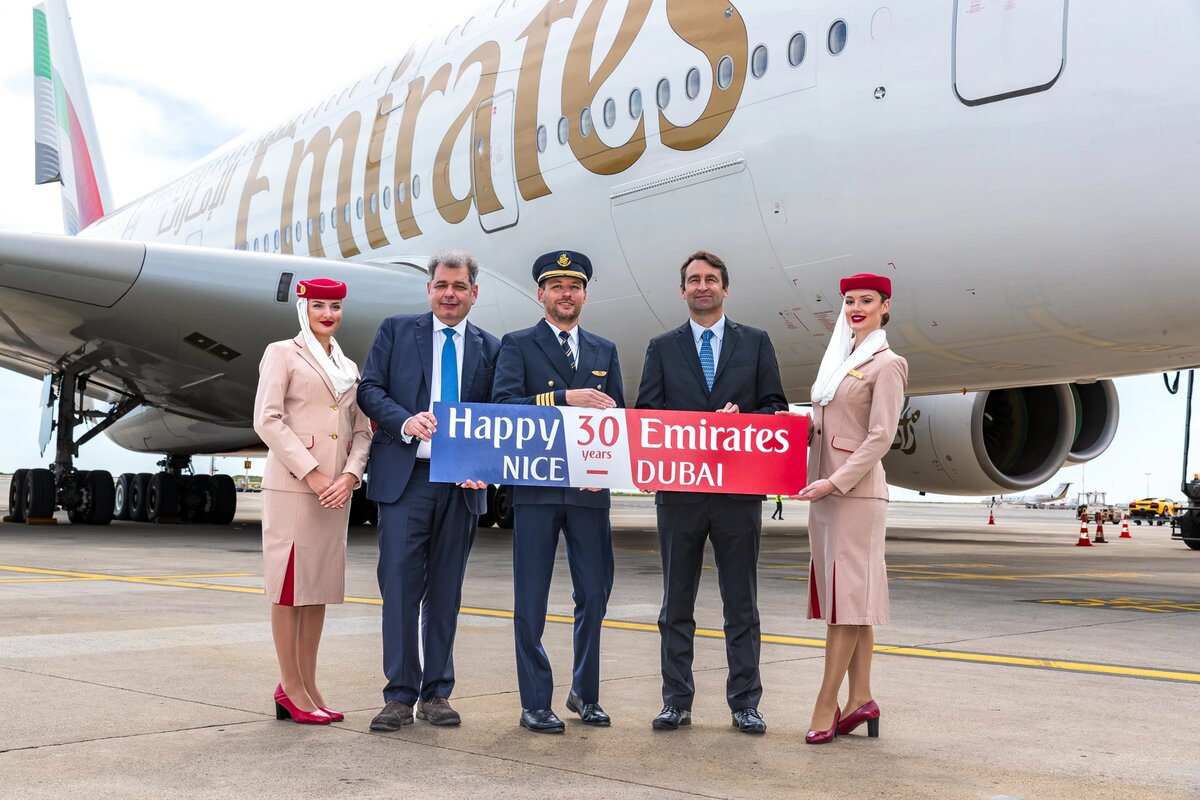 Emirates et l'Aéroport Nice Côte d'Azur fêtent 30 ans de collaboration