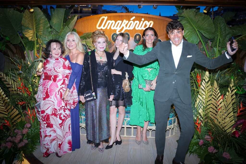 La Famille Princière réunie pour l'ouverture d'Amazónico