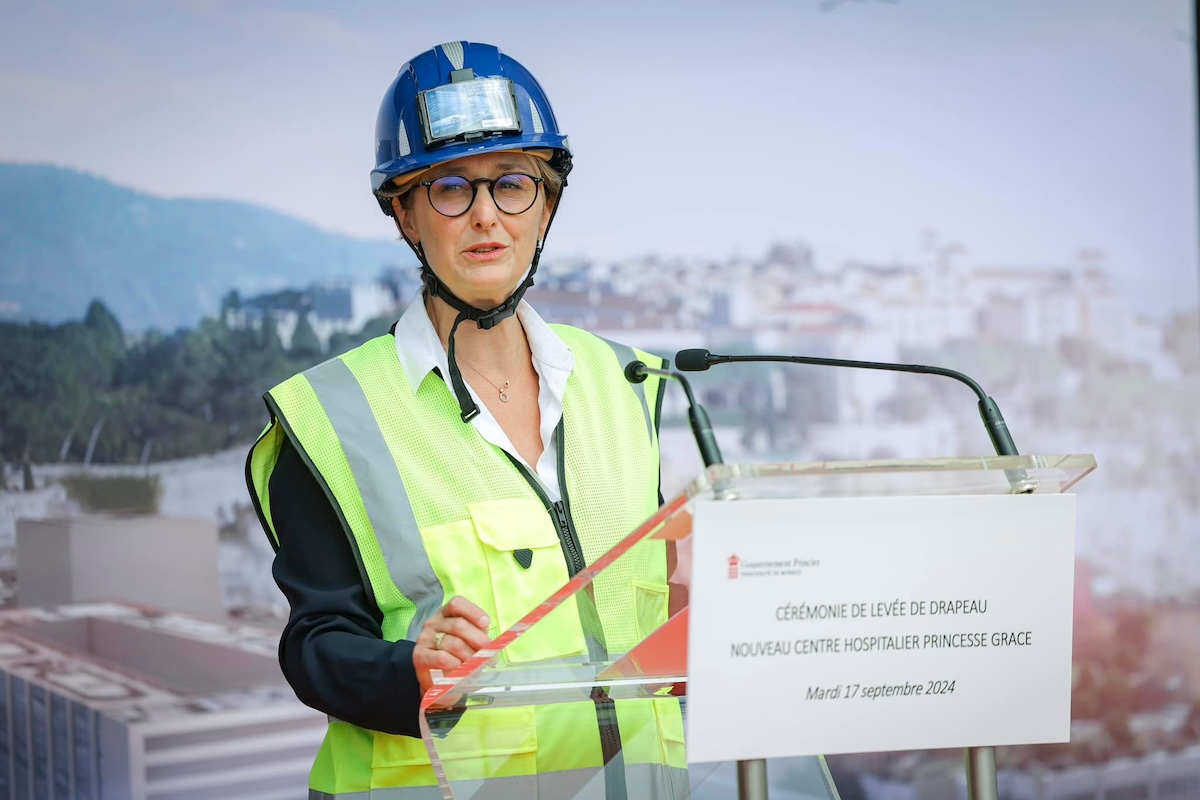 Prince Albert II checks progress on mammoth CHPG construction