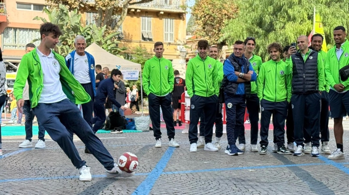 Vintimille célèbre le sport avec l’AS Monaco Kids Tour
