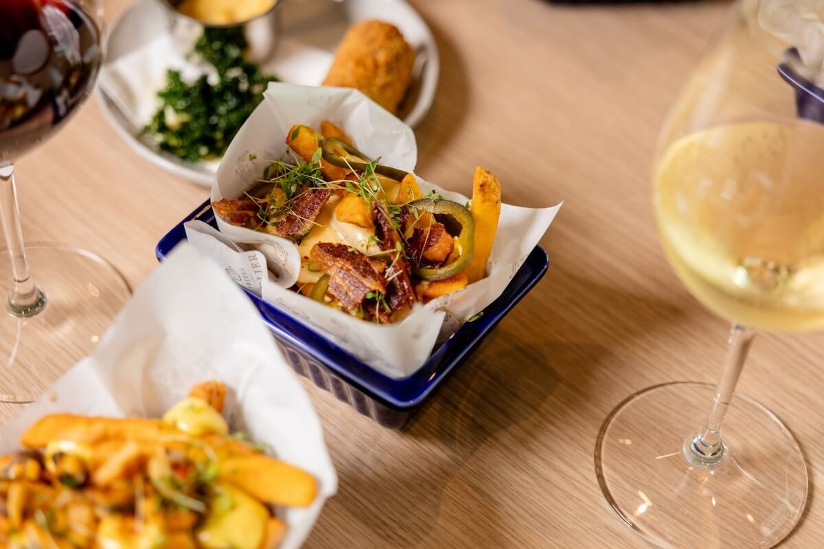 L'élégance belge à la sauce monégasque : une collaboration frituresque ...