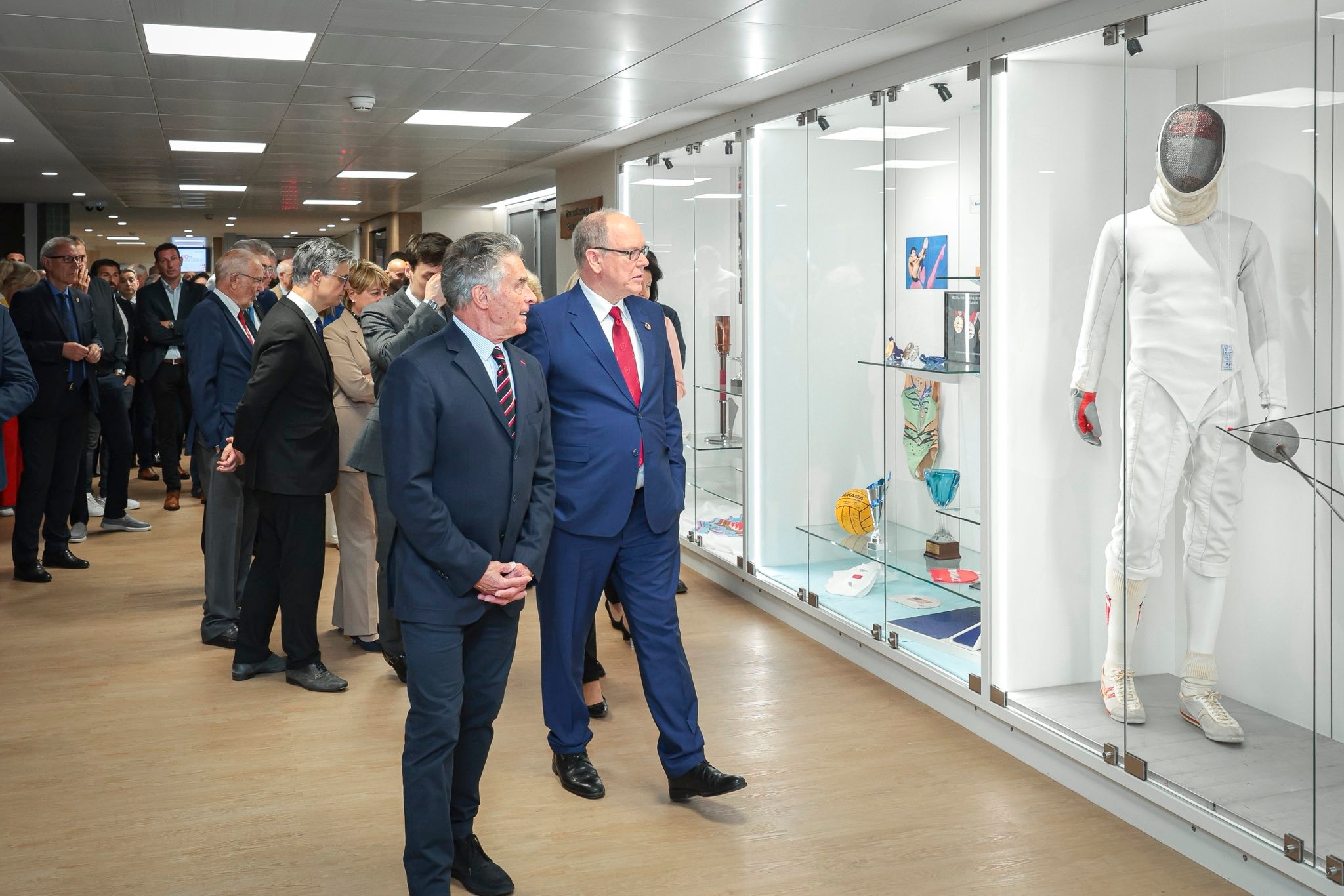 Le Prince Albert II, Louis Ducruet et Gérard Holtz réunis au Stade ...