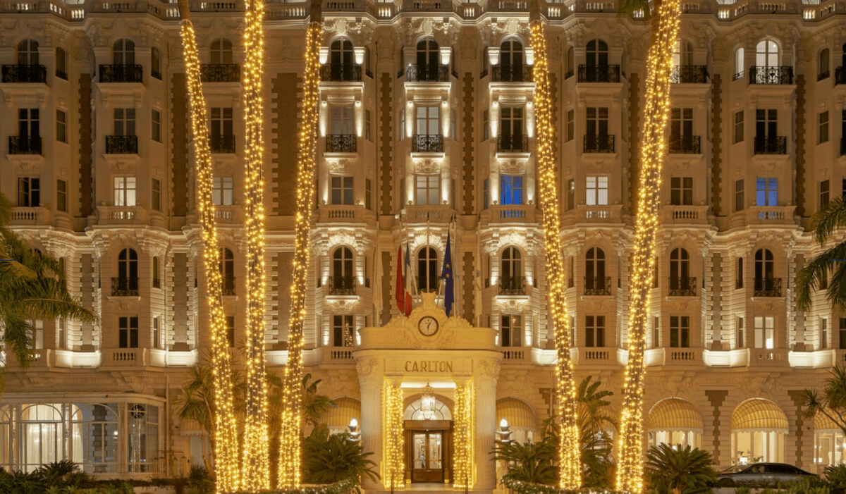 Carlton Cannes illuminates the Riviera with timeless festive magic