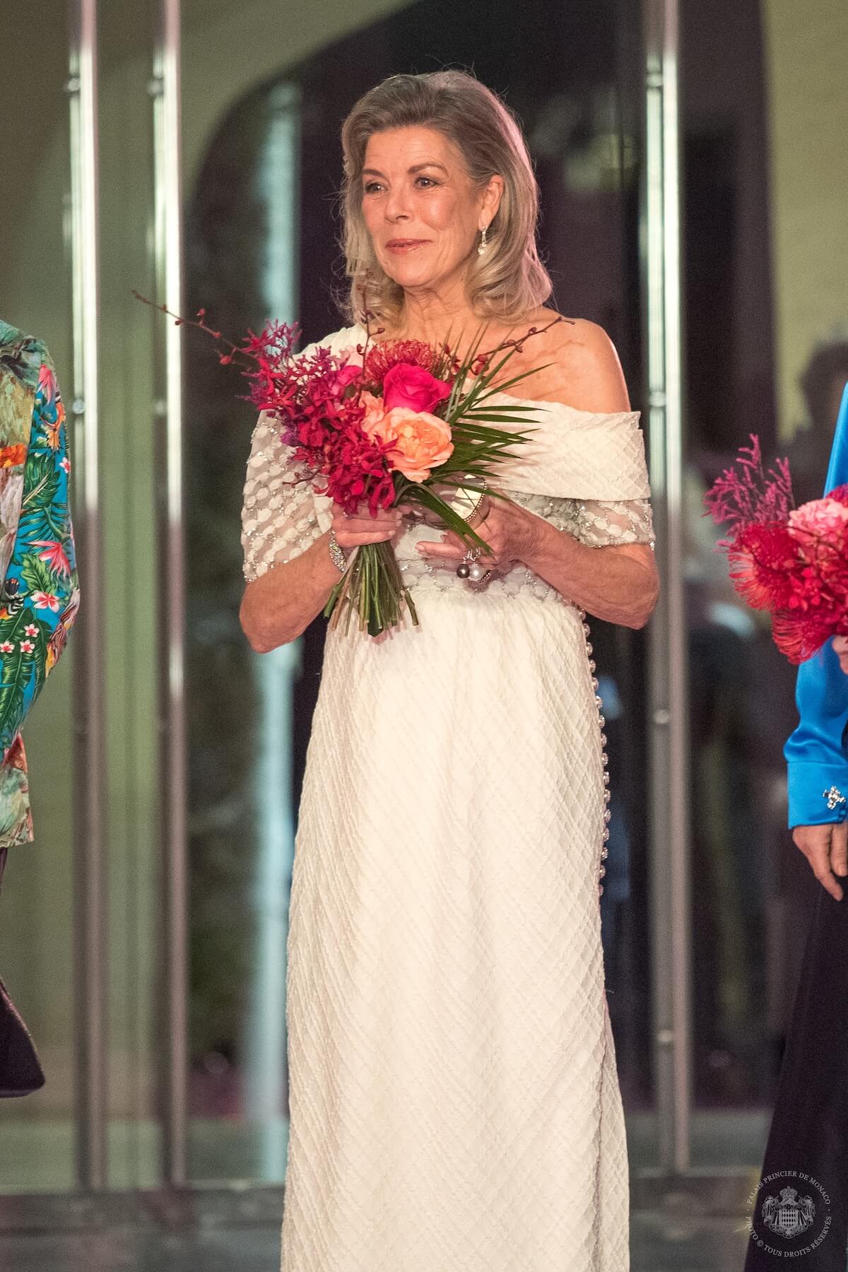 RoyalDish - Princess Caroline - page 51