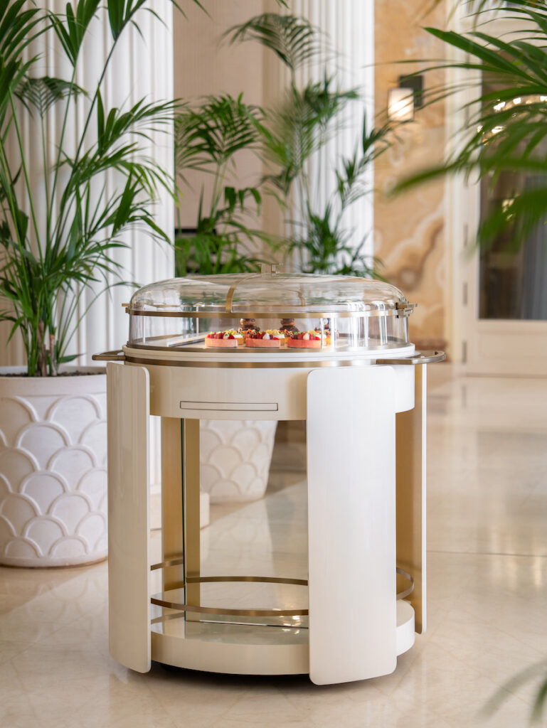 Anthony Coquereau prend les rênes de la pâtisserie du Carlton Cannes